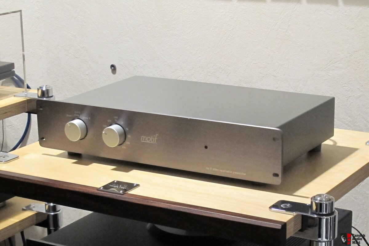 Motif (Conrad Johnson) MP11 phono stage - EXCELLENT !!! Dealer Ad ...