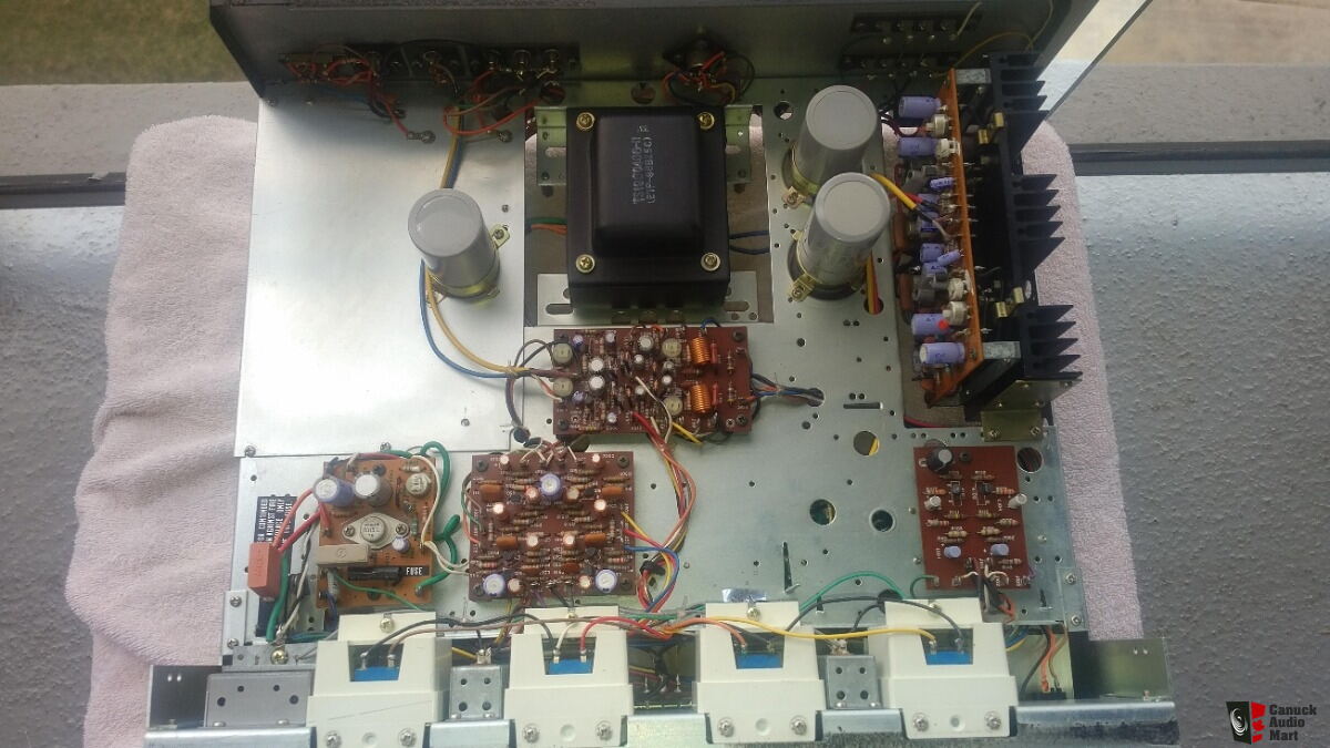Marantz 2440 Quadradial Amplifier Photo #2811801 - US Audio Mart