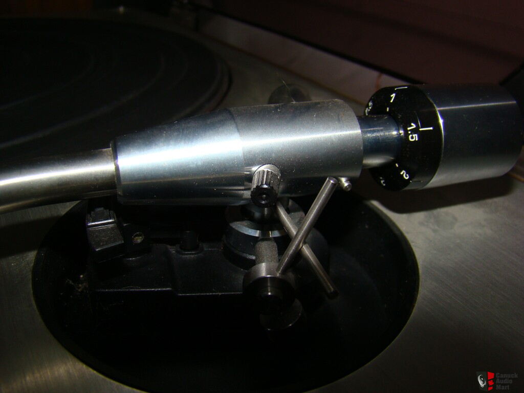 AKAI AP-005 TURNTABLE Photo #281345 - Canuck Audio Mart