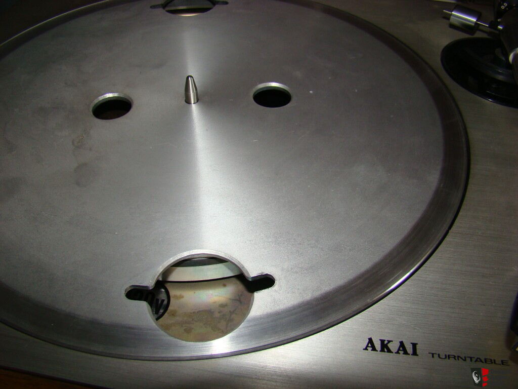 AKAI AP-005 TURNTABLE Photo #281346 - Canuck Audio Mart