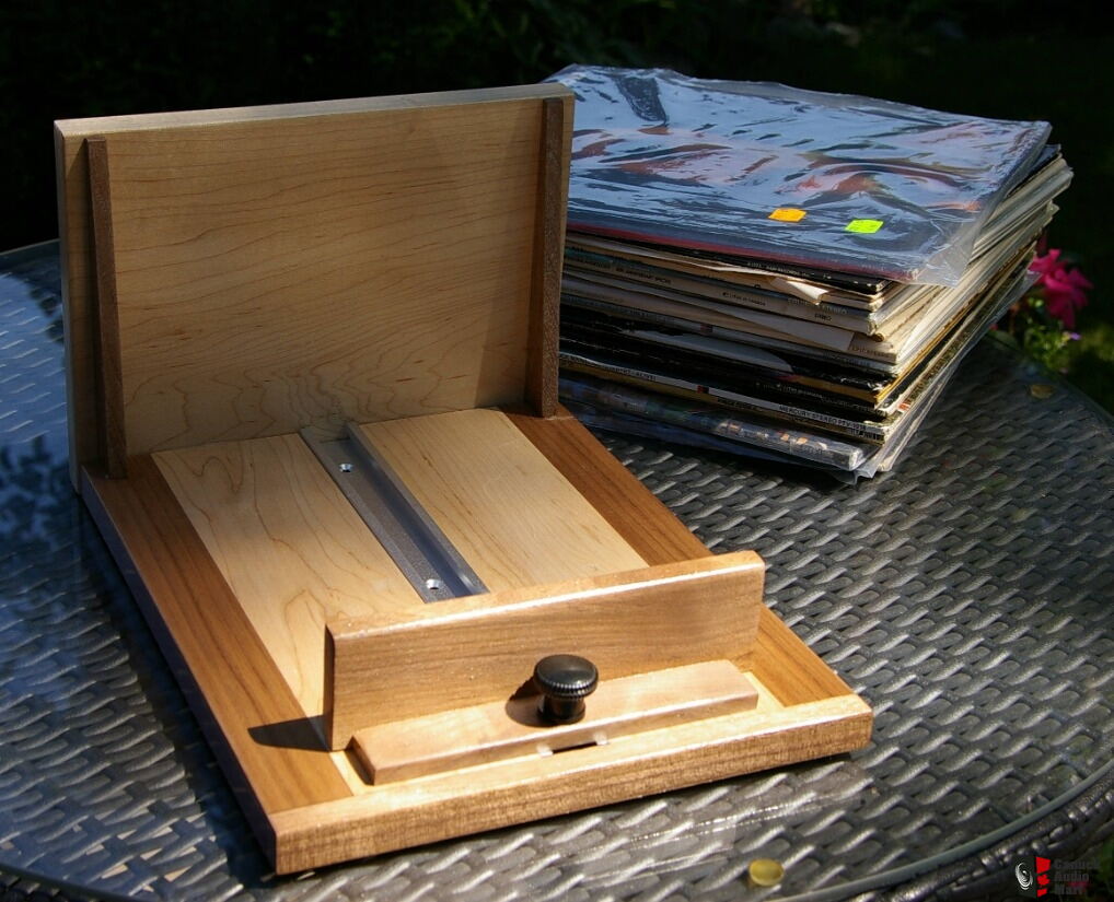 adjustable record holder For Sale - Canuck Audio Mart
