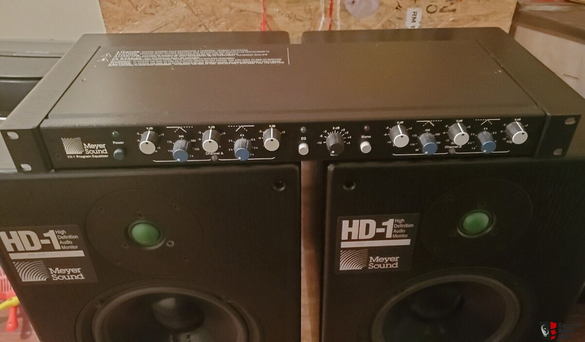 Meyer Sound HD-1 Monitors & VX-1 Equalizer Photo #2823946 - UK Audio Mart