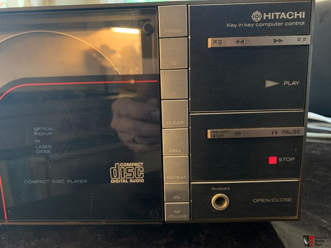 Hitachi DA-1000 CD Player - One of the very first consumer CD Players ...