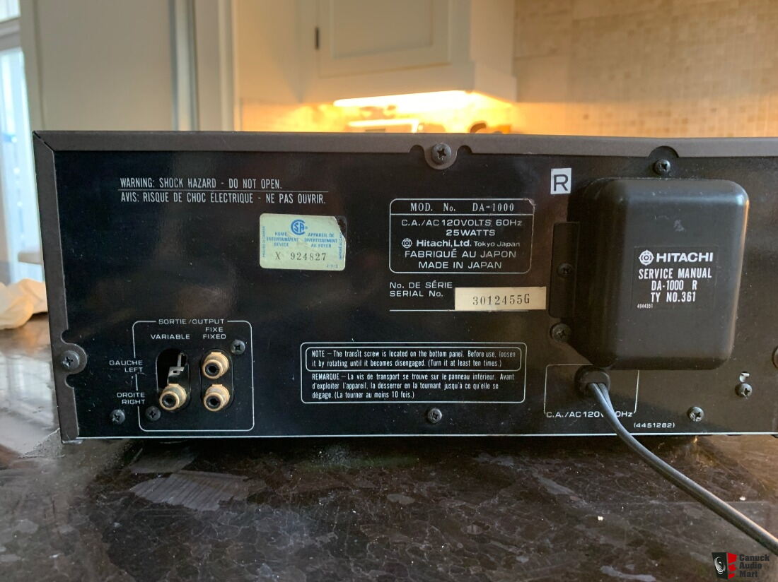 Hitachi DA-1000 CD Player - One of the very first consumer CD Players ...