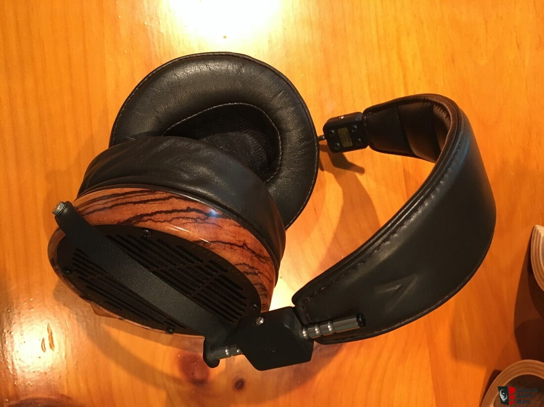 Audeze LCD 3 (as new) Photo #2848382 - Aussie Audio Mart