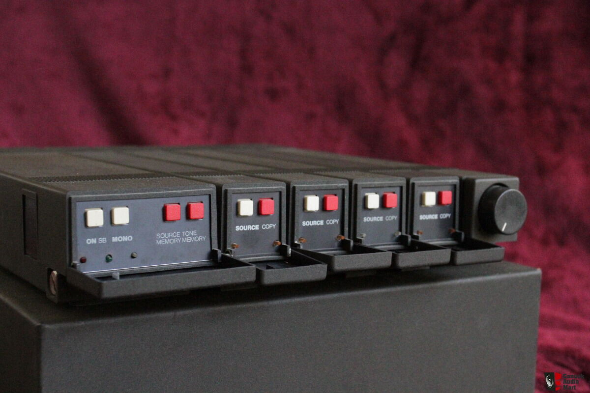 Meridian MCA preamp with Meridian MCA power amplifier Photo #2853314 ...