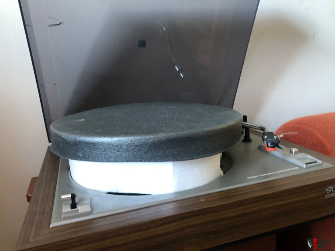 Sony ps-1350 turntable pristine condition with original box and manuals ...