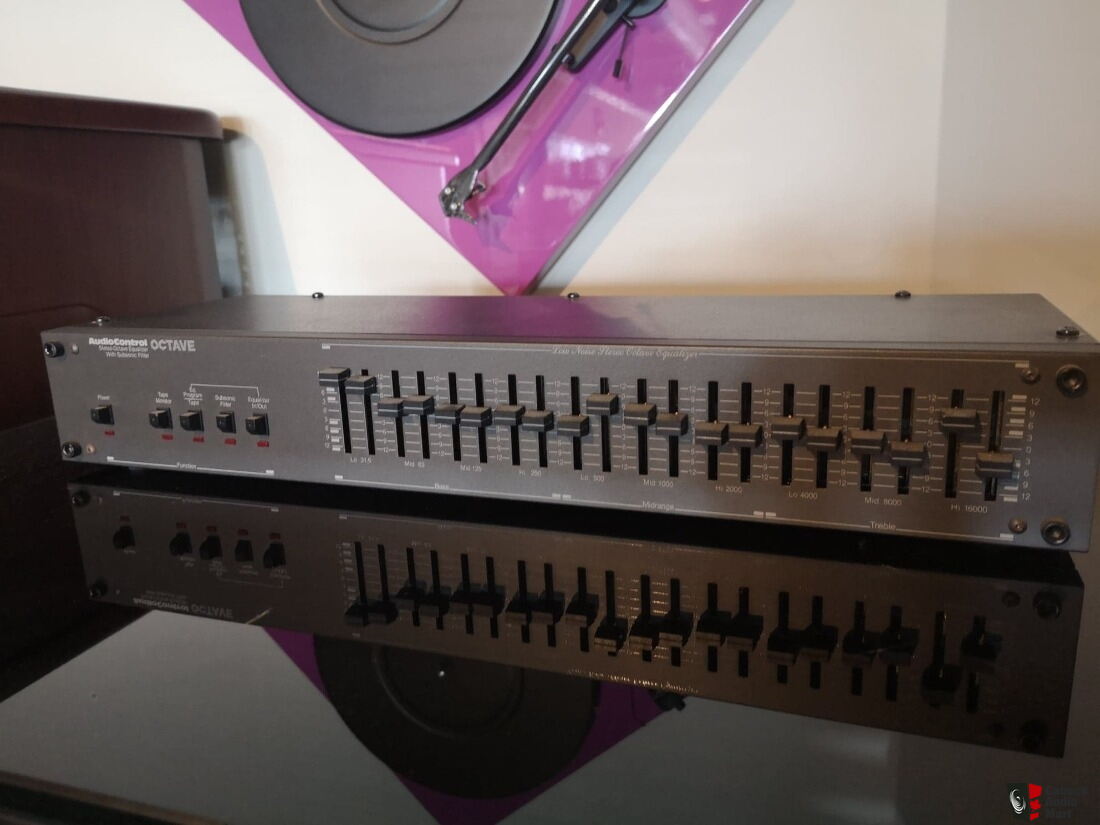 AudioControl Octave - Graphic Equalizer Photo #2870412 - Canuck Audio Mart