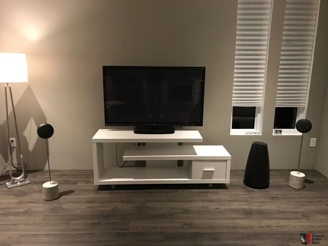 Bang & Olufsen (B&O) Beoplay S8 2nd Generation Speaker System Photo ...