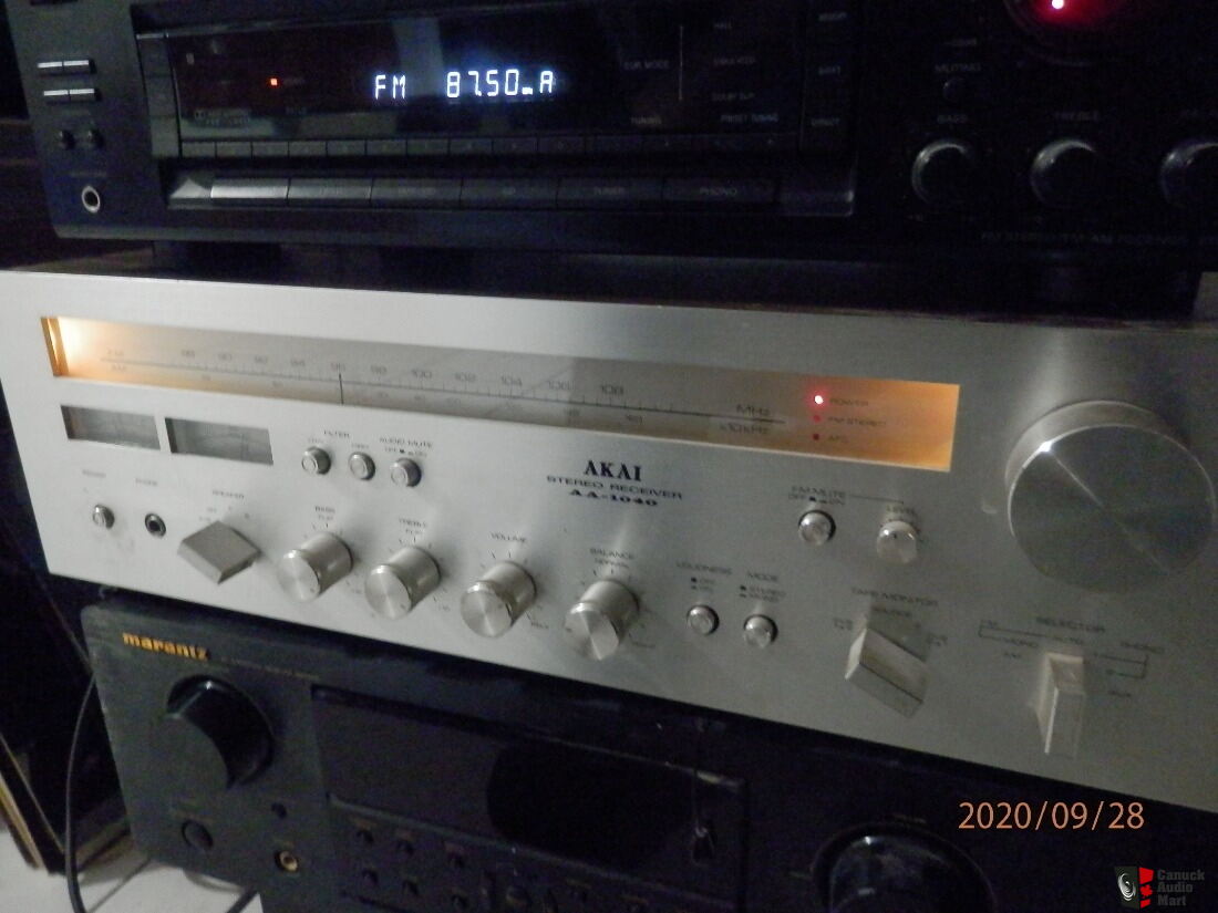 Akai AA-1040 1977 Receiver Silver face Japan For Sale - Canuck Audio Mart