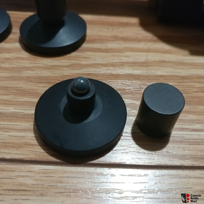 Isolation bearings Photo #2911732 - Canuck Audio Mart