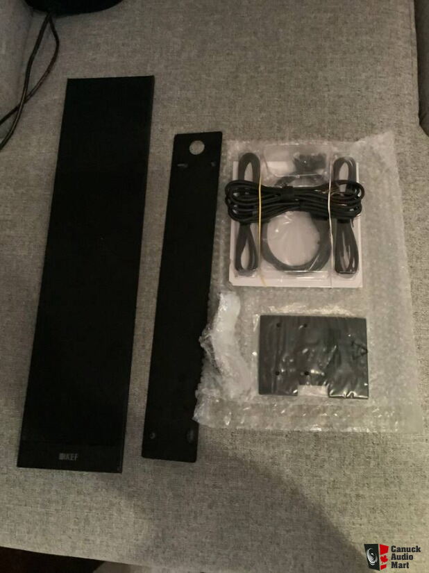 Single slim KEF V300 speaker For Sale - Canuck Audio Mart
