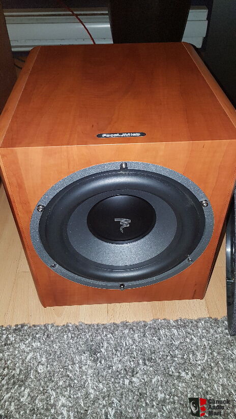 Focal JM Lab W700 S subwoofer Photo #2976371 - Canuck Audio Mart