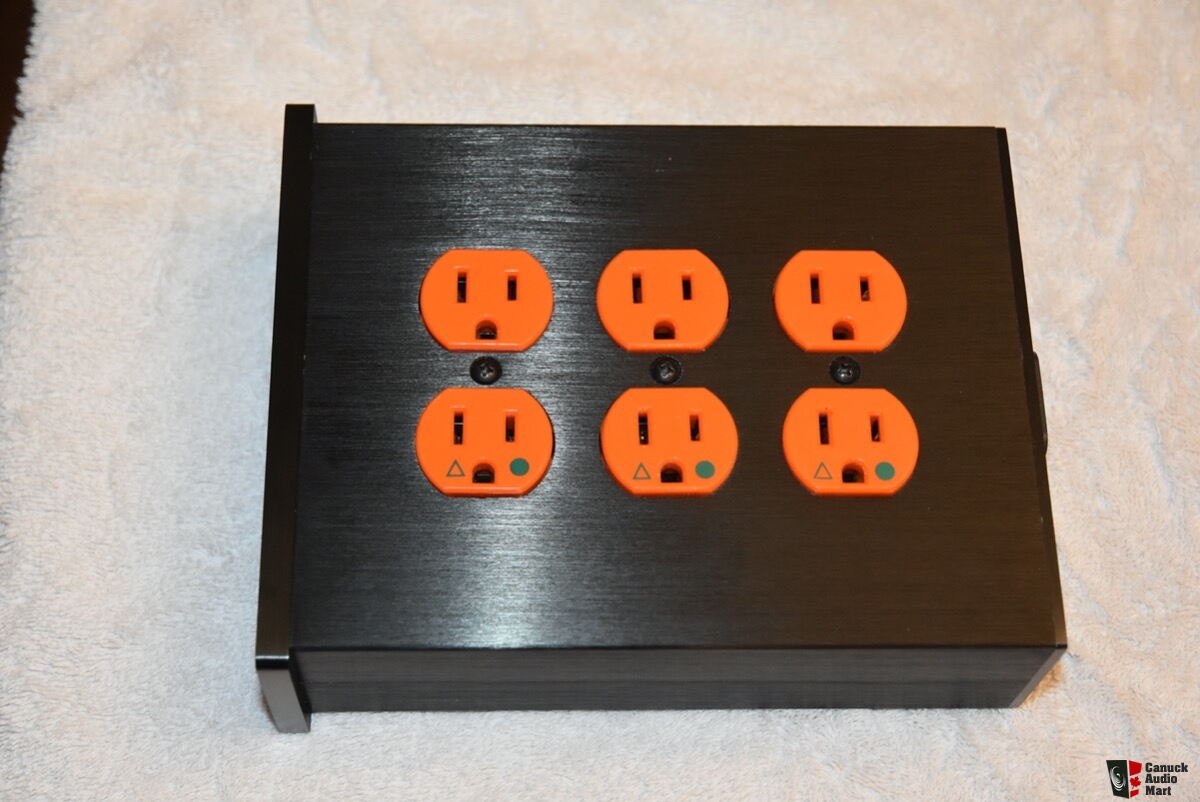 CONNEX Tri-Plex Power Center Photo #2976816 - US Audio Mart