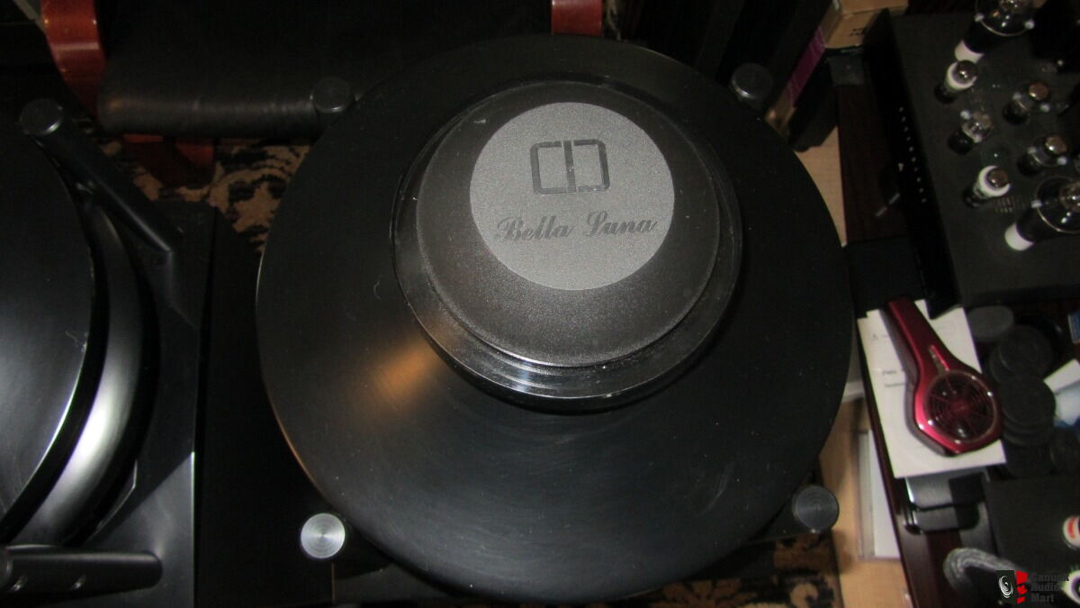 Duevel Bella Luna Diamante, omnidirectional speakers Photo #2984857 ...