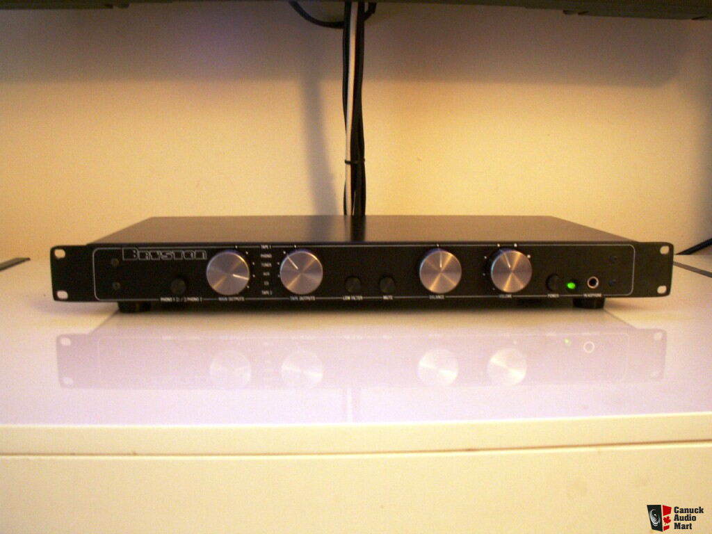 BRYSTON 11B PREAMP $450.00 Photo #298558 - Canuck Audio Mart