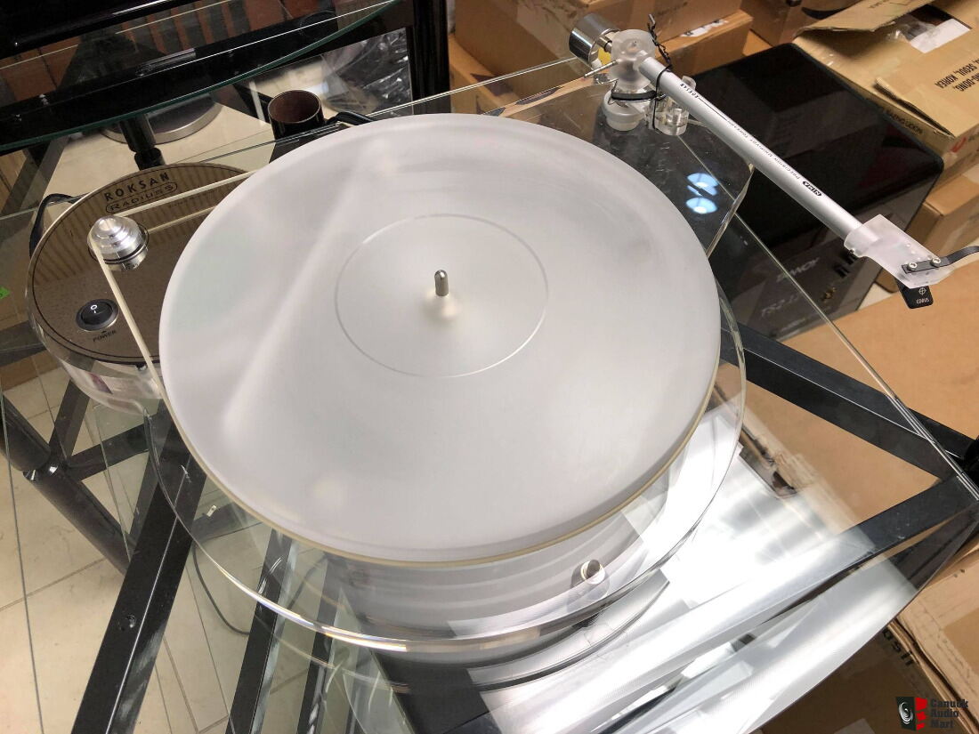 Roksan Radius 5 Turntable/Tonearm Photo #3010846 - Canuck Audio Mart