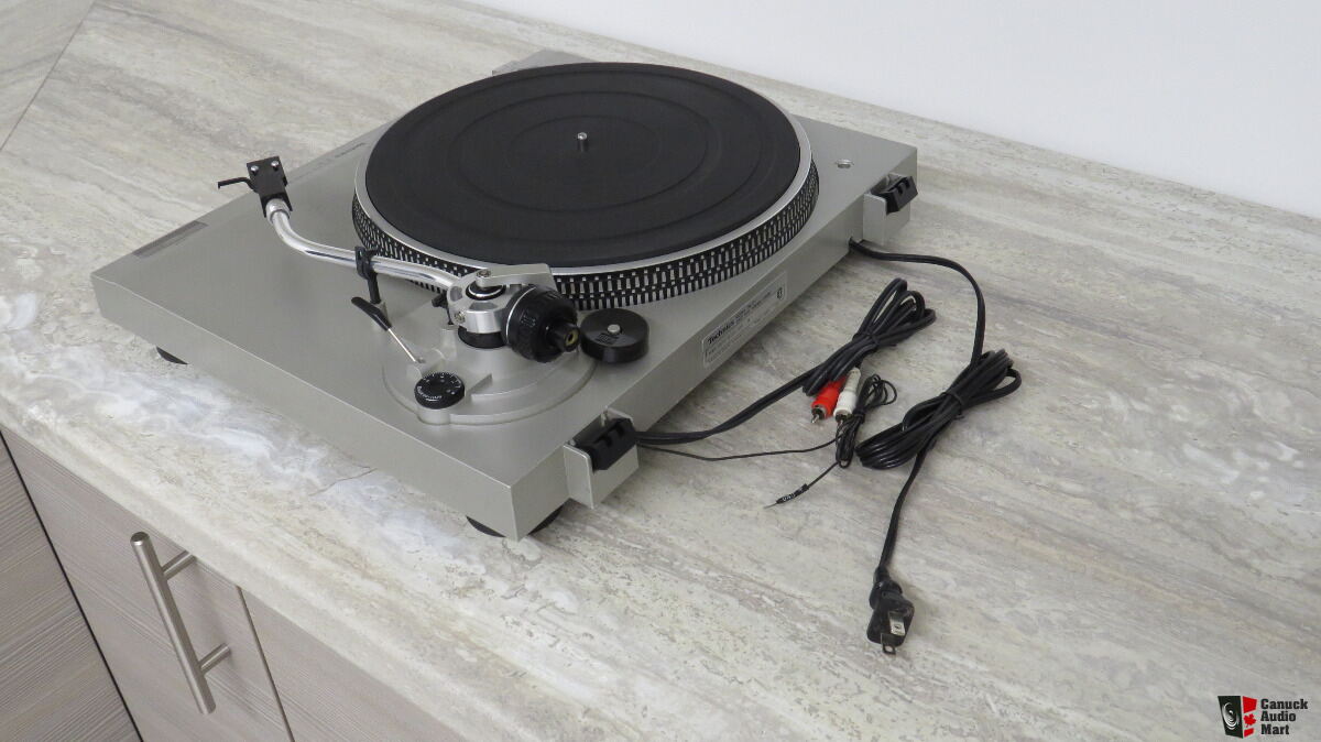 TABLE-TOURNANTE Technics Turntable SL-D1 no cover Photo #3014244 - US ...