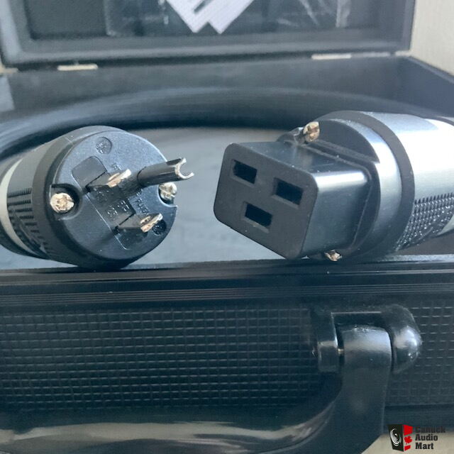 Shunyata Sigma HC 1 Meter Power Cable with C19 connector Photo #3023720 ...
