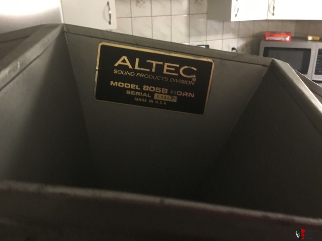2 x Altec horns 805B and drivers 288C Photo #3024333 - Canuck Audio Mart