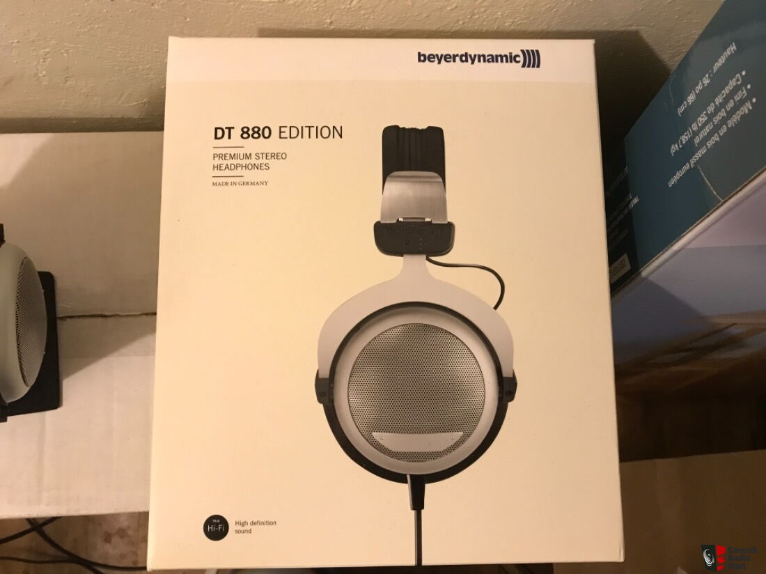 Beyerdynamic DT880 Edition Semi - Open 250Ohm Premium For Sale - UK ...