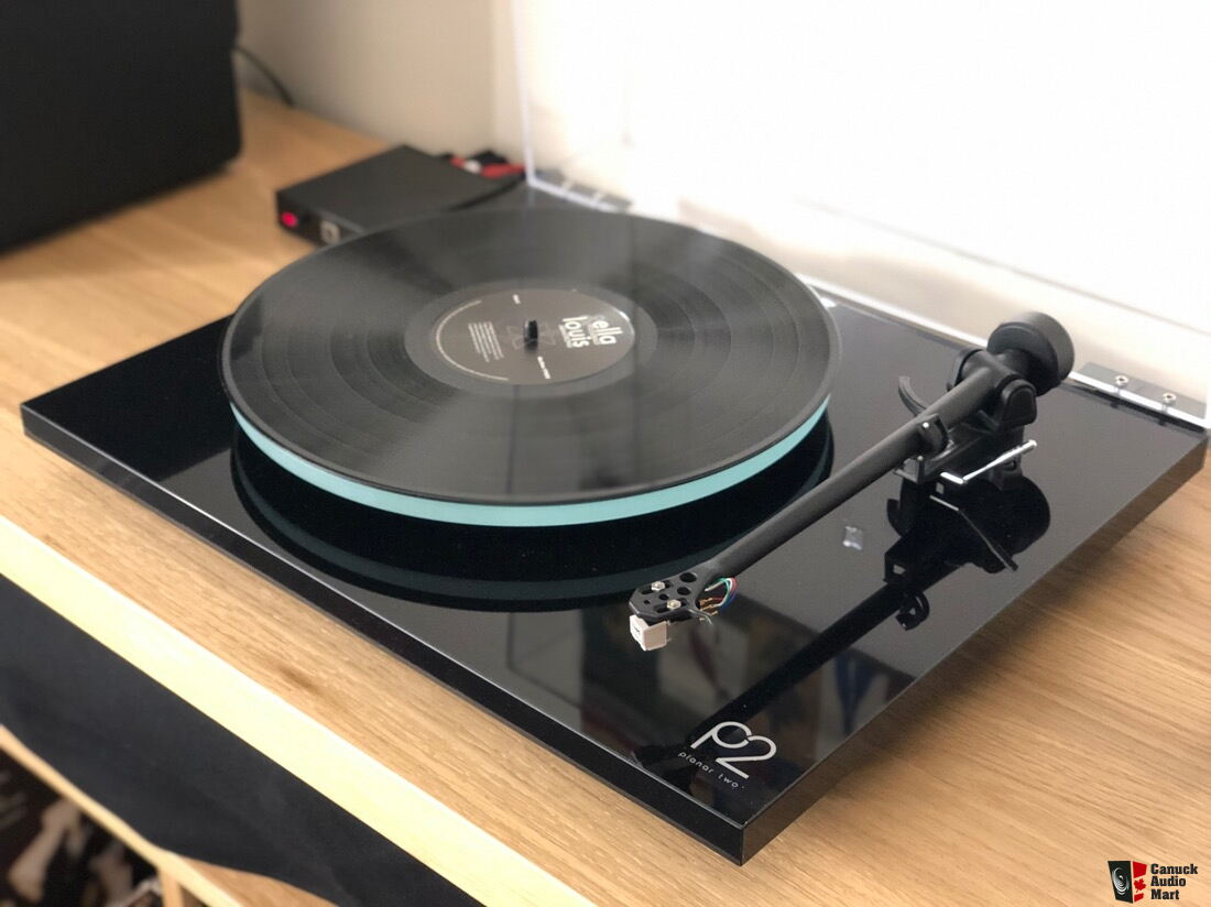 Rega P2 - Black, like new - SOLD TO CK For Sale - Canuck Audio Mart