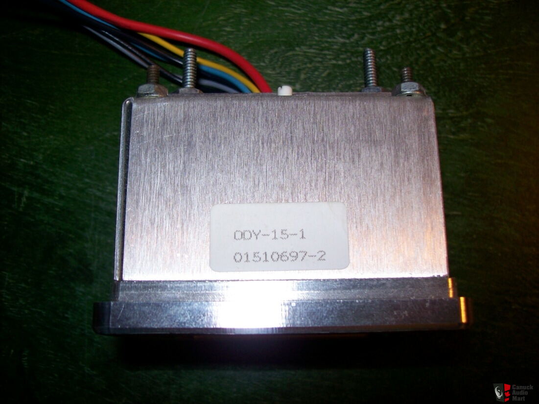 Dakota Digital Amplifier Temperature Gauge Photo #3040126 - US Audio Mart