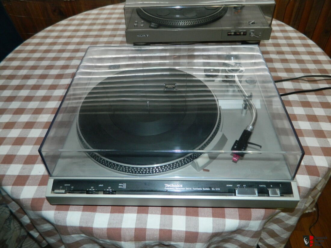 Technics SL 210 turntable With Original Box Photo #3050212 - UK Audio Mart