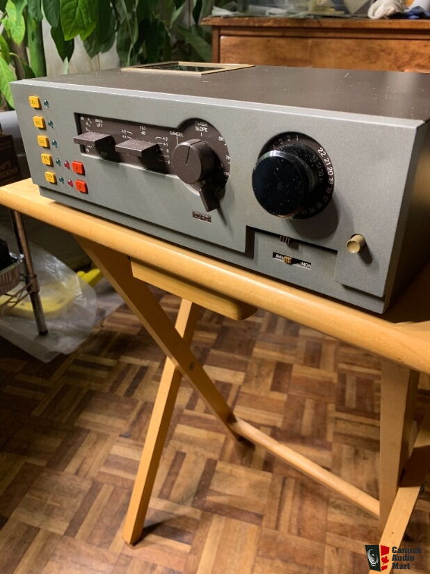 QUAD 405/44/FM3 amplifier pre-amplifier and optional tuner Photo ...