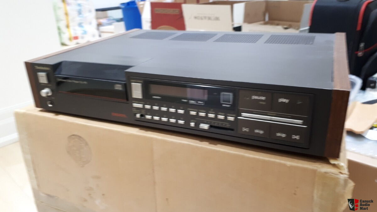 Vintage Technics SL- P8 CD Player for parts or repair Photo #3056342 ...