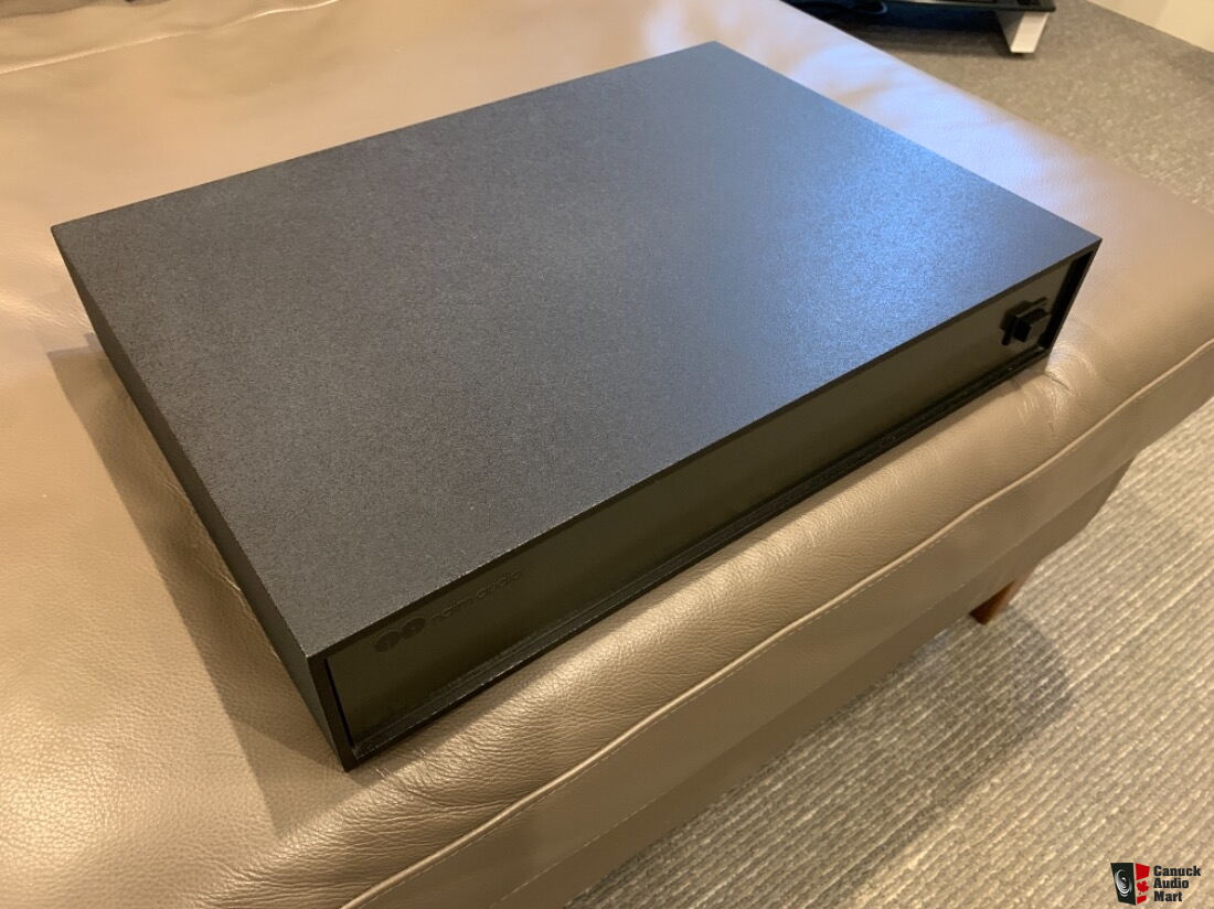 NAIM NAC 82 with Super Cap Power Supply Photo #3062509 - Canuck Audio Mart
