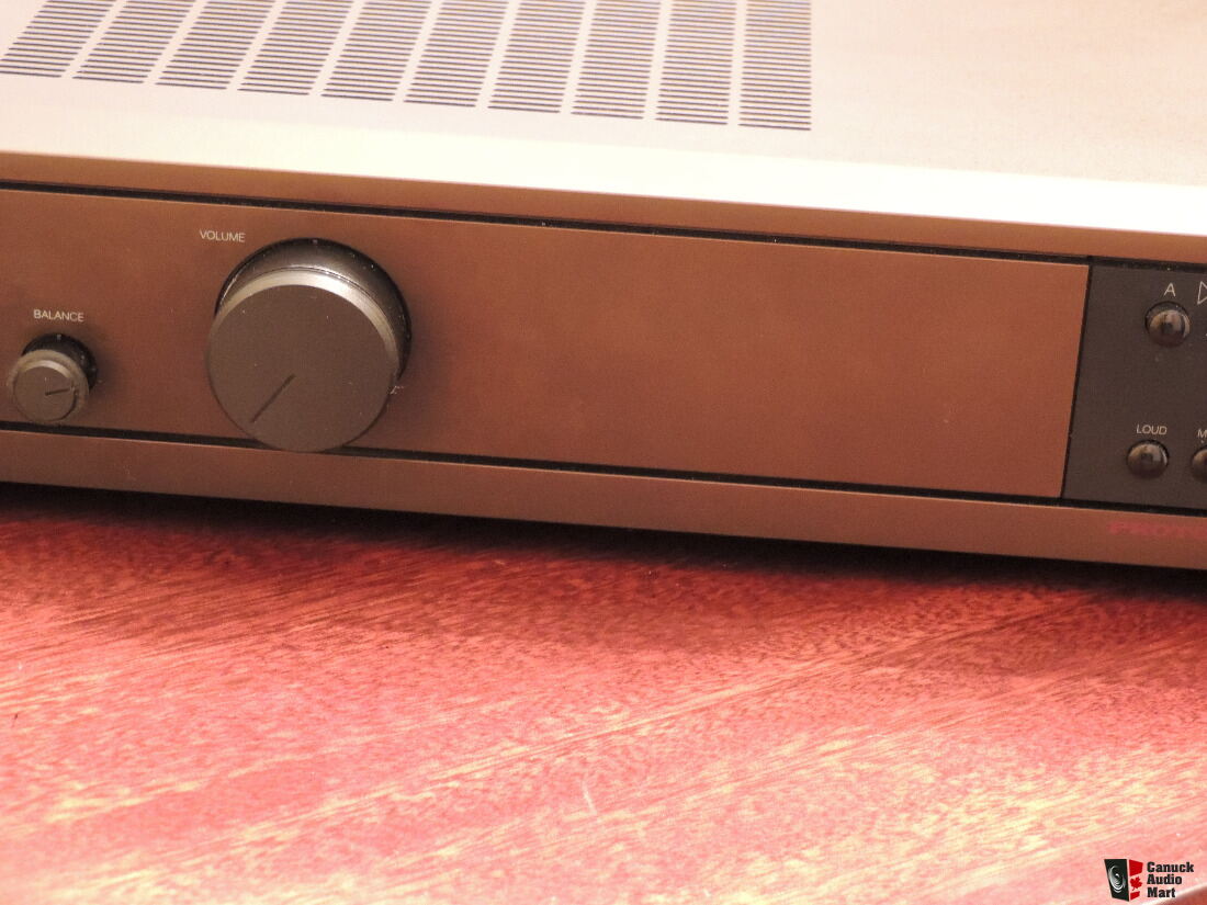 RARE Proton AM-455 Integrated Amplifier - European Version 220v Photo ...