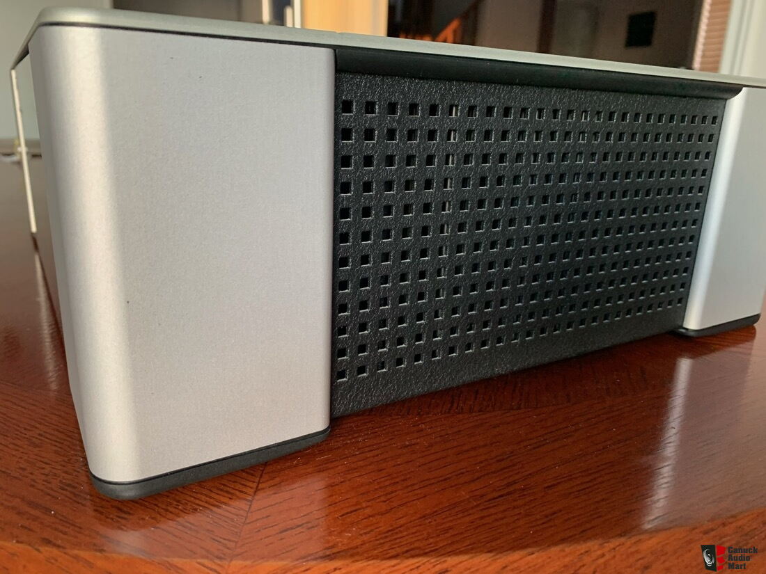 Meridian G57 power amplifier Photo #3095601 - Canuck Audio Mart