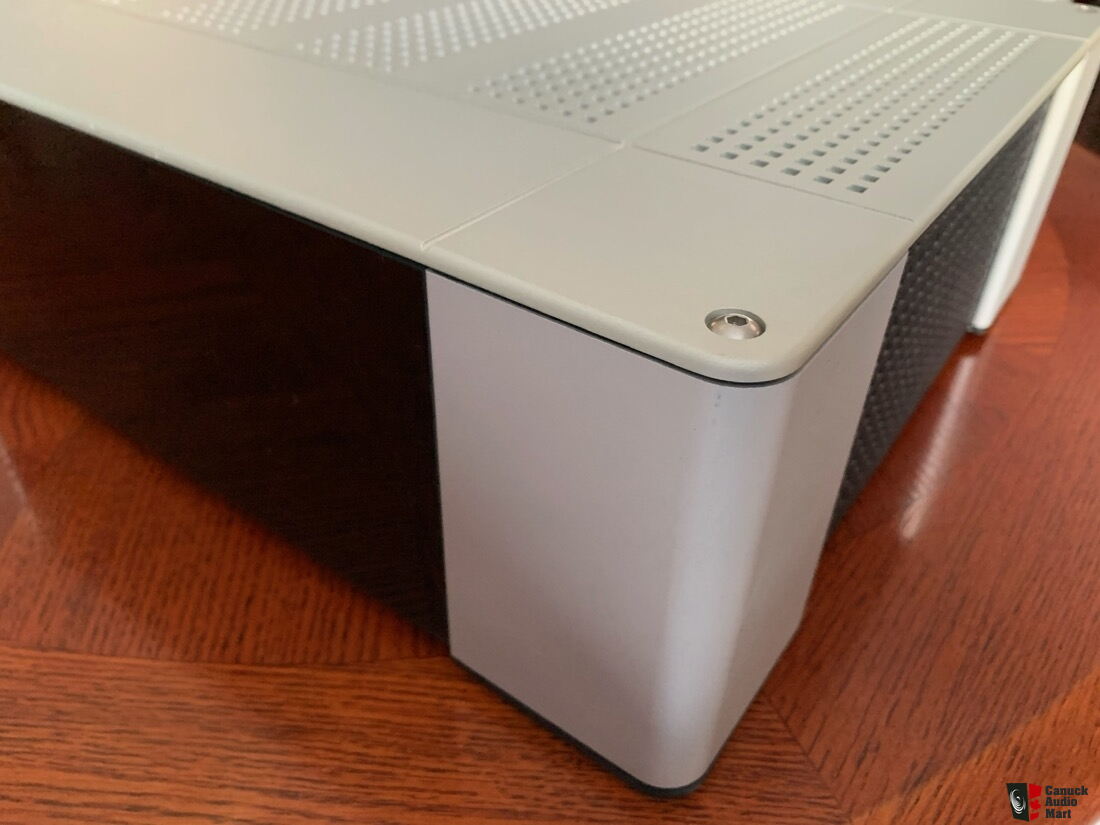 Meridian G57 power amplifier Photo #3095601 - Canuck Audio Mart
