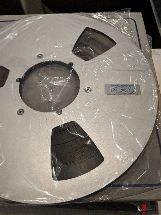 REEL TO REEL TAPES 10.5 Inch metal reels Photo #3096427 - UK Audio Mart