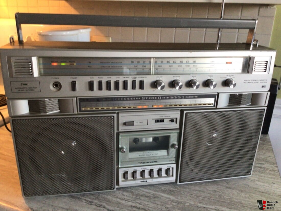 Realistic boombox of the early eighties Photo #3097891 - UK Audio Mart