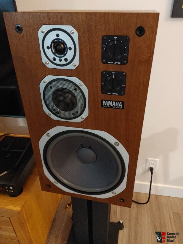 Yamaha ns-690 iii Photo #3106301 - UK Audio Mart