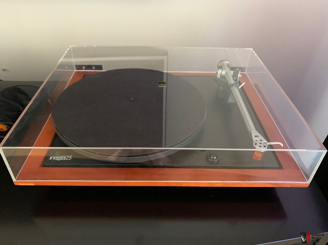 Rega P25 w/RB600 tonearm and Benz M2 Cart For Sale - Canuck Audio Mart