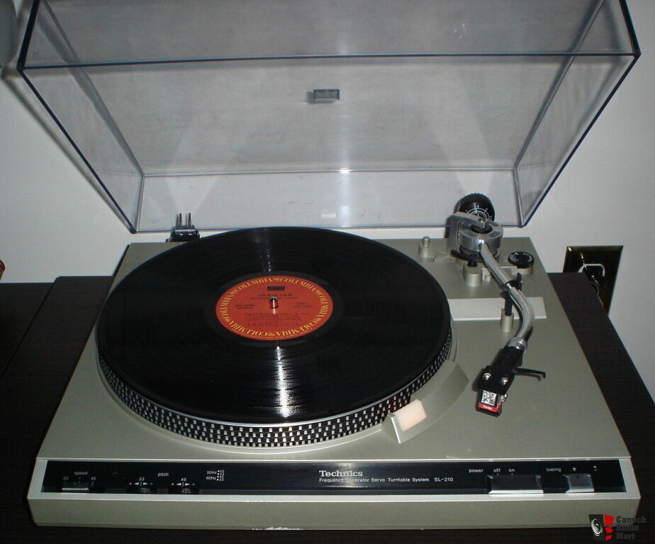 **24-HR HOLD** Technics SL-210 TurnTable and Accessories + Shure V15 ...