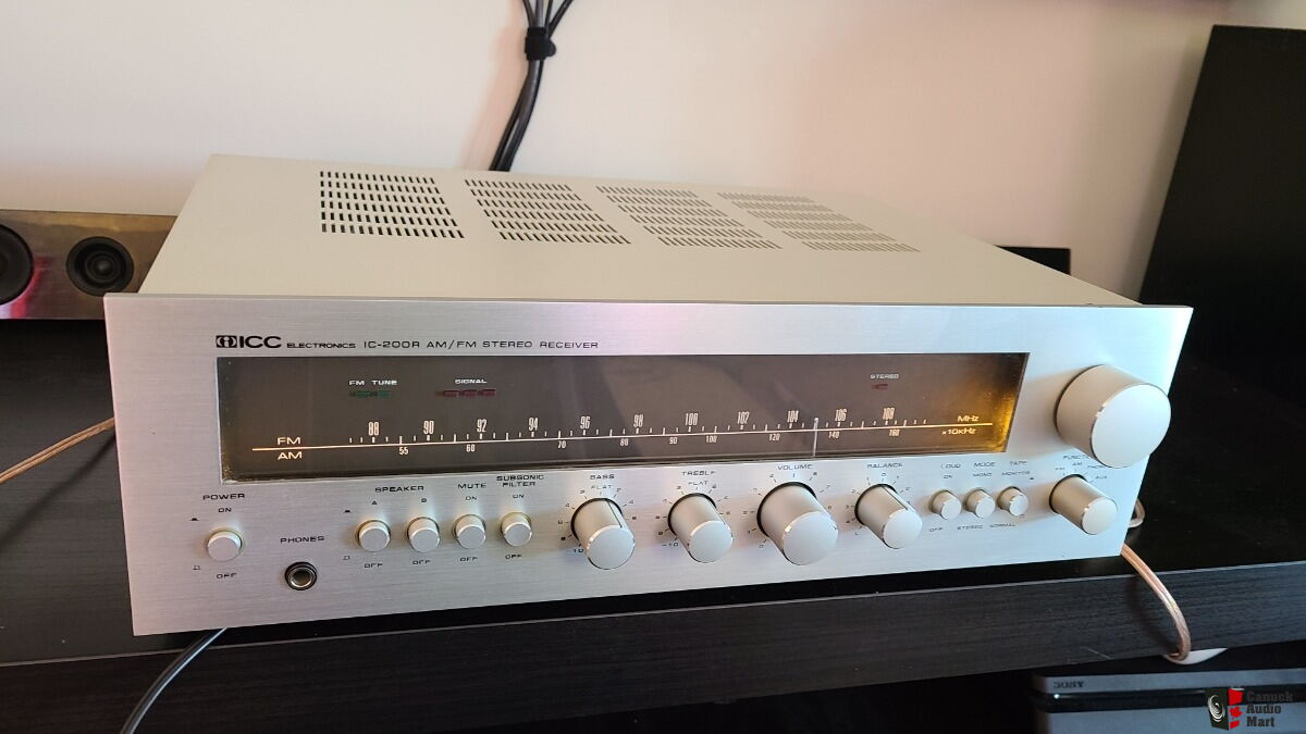 ICC IC-200R am/fm receiver Photo #3120681 - Canuck Audio Mart