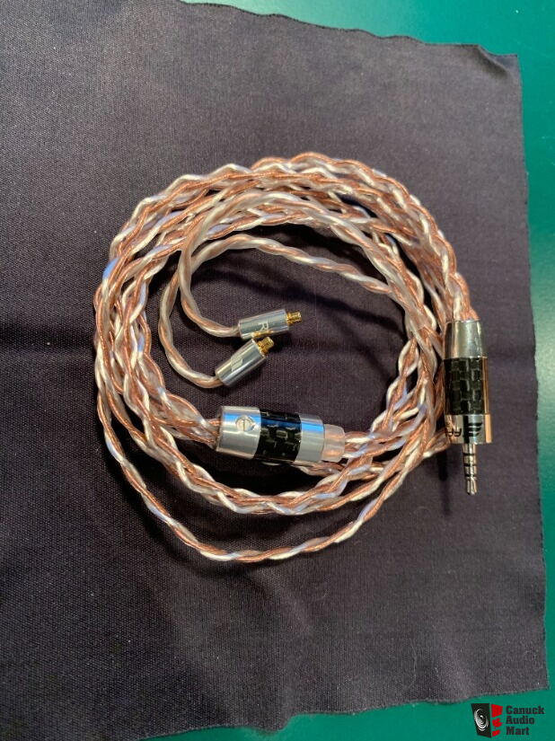 Effect Audio 2.5mm MMCX Balanced cable For Sale - Canuck Audio Mart