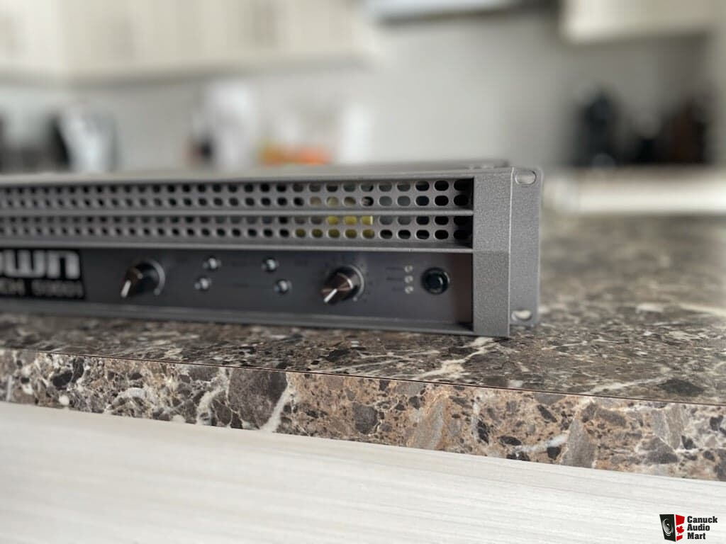 Crown Macro-Tech 5000i Power Amplifier Photo #3140229 - UK Audio Mart