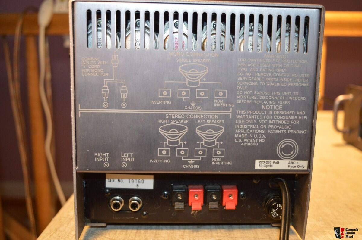 Carver Magnetic Field Power Amplifier M-400t M400t 2 Channel Cube Photo ...