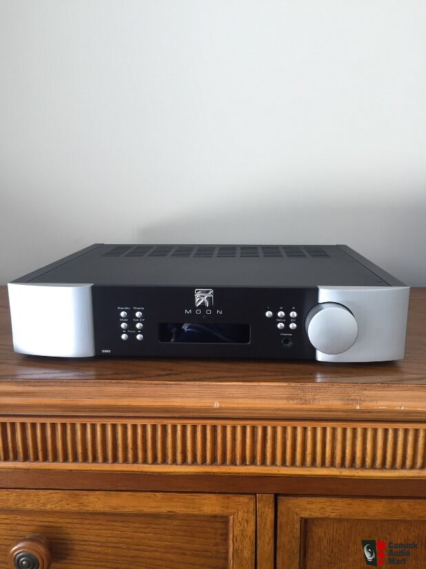 Simaudio MOON 390 Network player, preamplifier Photo #3169839 - Canuck ...