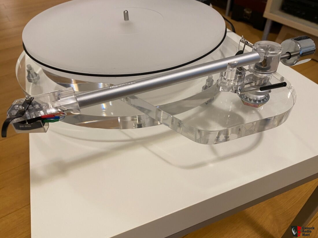 Roksan Radius 5 Turntable w/Nima Tonearm Photo #3179060 - UK Audio Mart