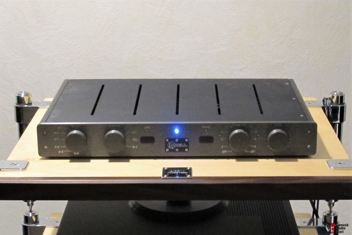 Krell KBL line preamplifier - VERY GOOD !!! Photo #3180942 - UK Audio Mart