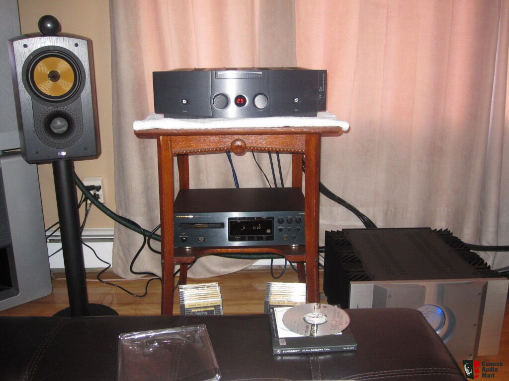 Bat Balanced Audio VK-3iX Tube Pre Amp Photo #318892 - Canuck Audio Mart