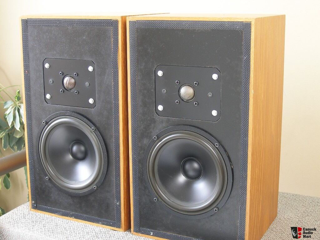 Heybrook HB2 speakers Photo #319292 - Canuck Audio Mart