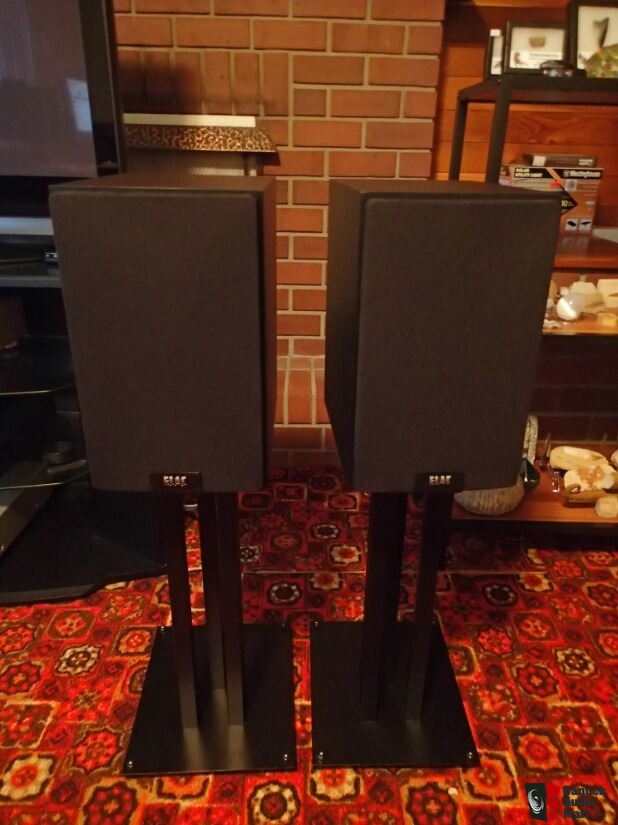 Elac speakers with stands For Sale - Canuck Audio Mart