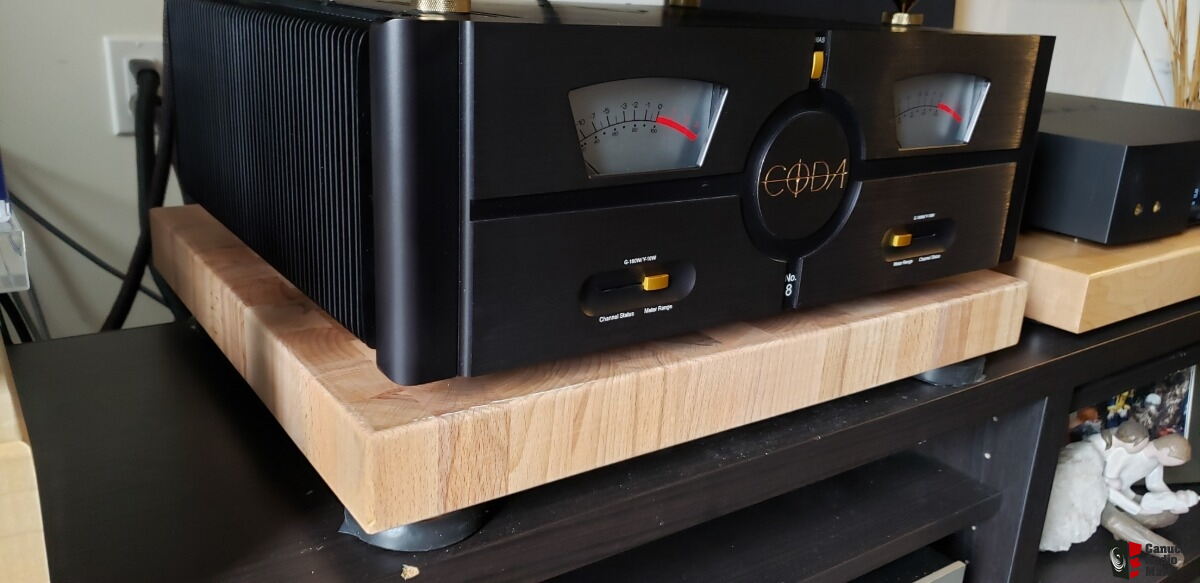Coda No.08 (Class A biased amplifier) Photo #3224267 - Canuck Audio Mart